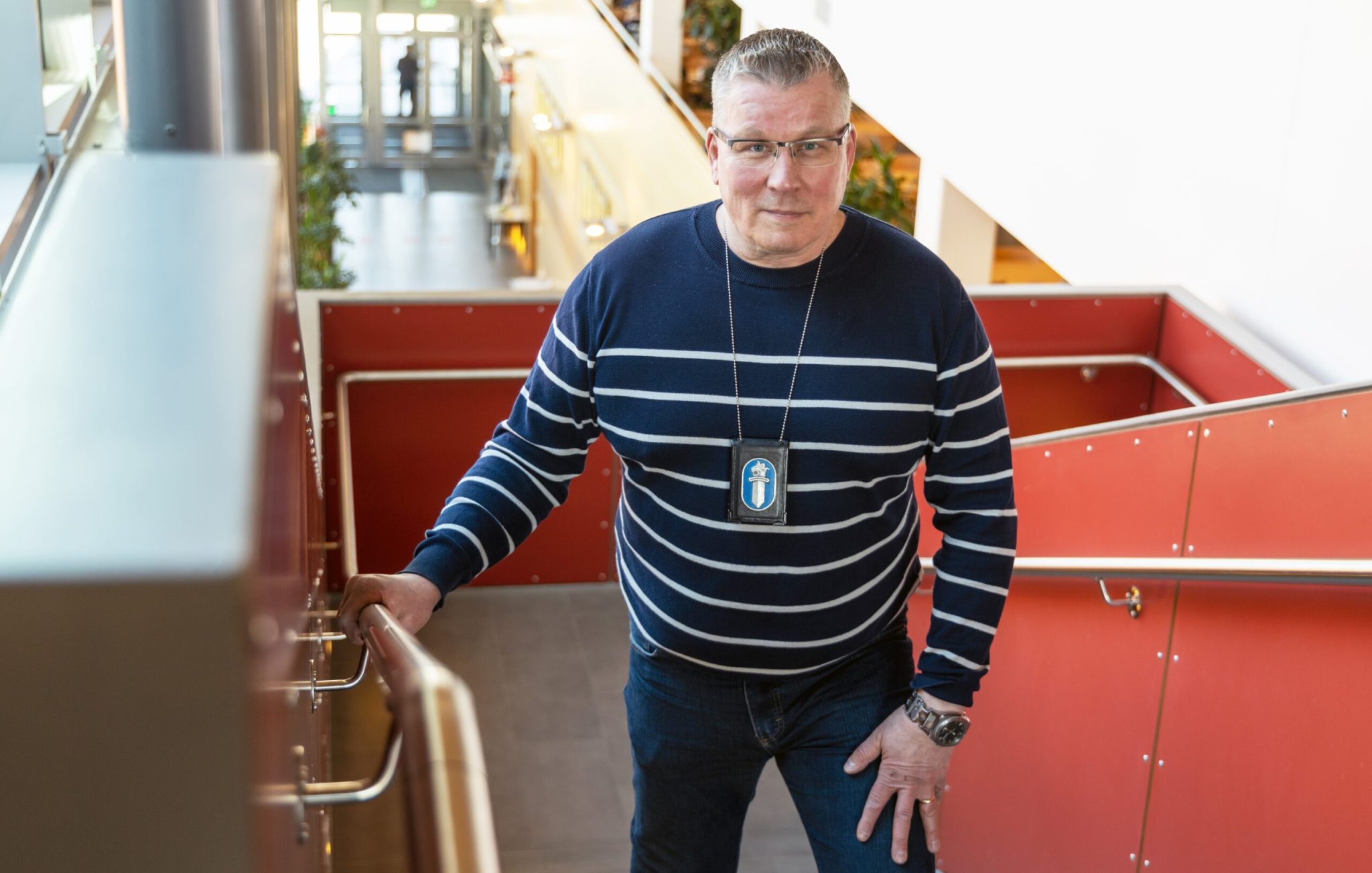 Kuolinviestin vieminen on poliisin vaativimpia virkatehtäviä – ”On ...