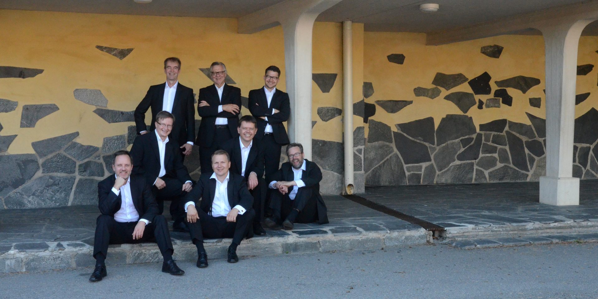 "Moni meistä on jo vanhentunut äijäikään" – Papas no Mamas -lauluyhtye ...