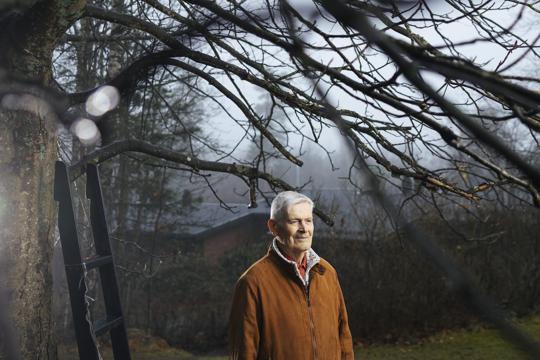 Raimo Mäkelällä ei ole jumalakuvaa, mutta sanoja Jumalasta on
